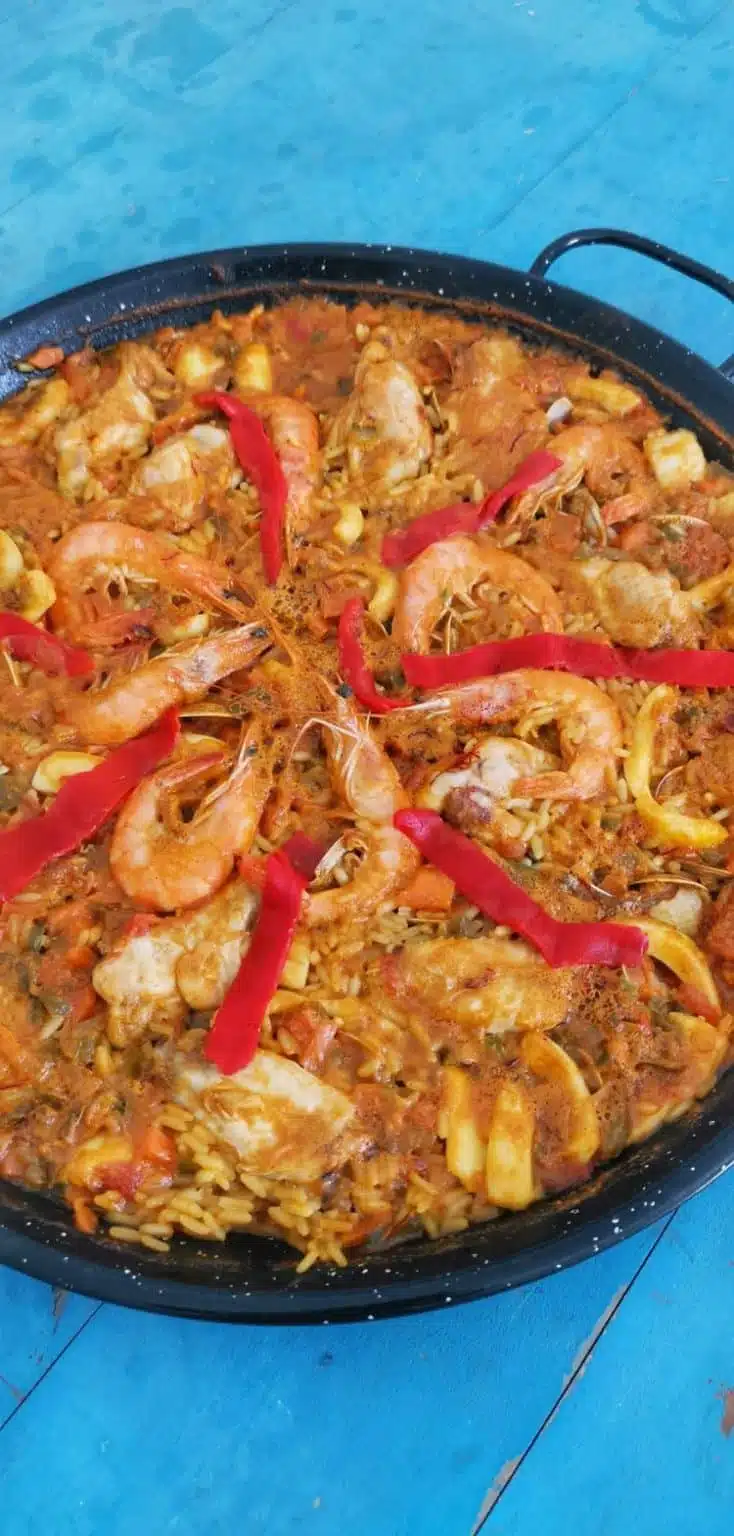 Easy & Delicious Paella Recipe (less than 1 hour) - Spanish Food Guide