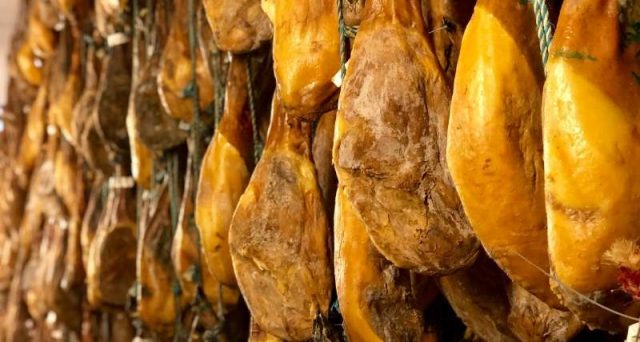 Jamón Español: Todo sobre Jamón Serrano y Jamón Ibérico
